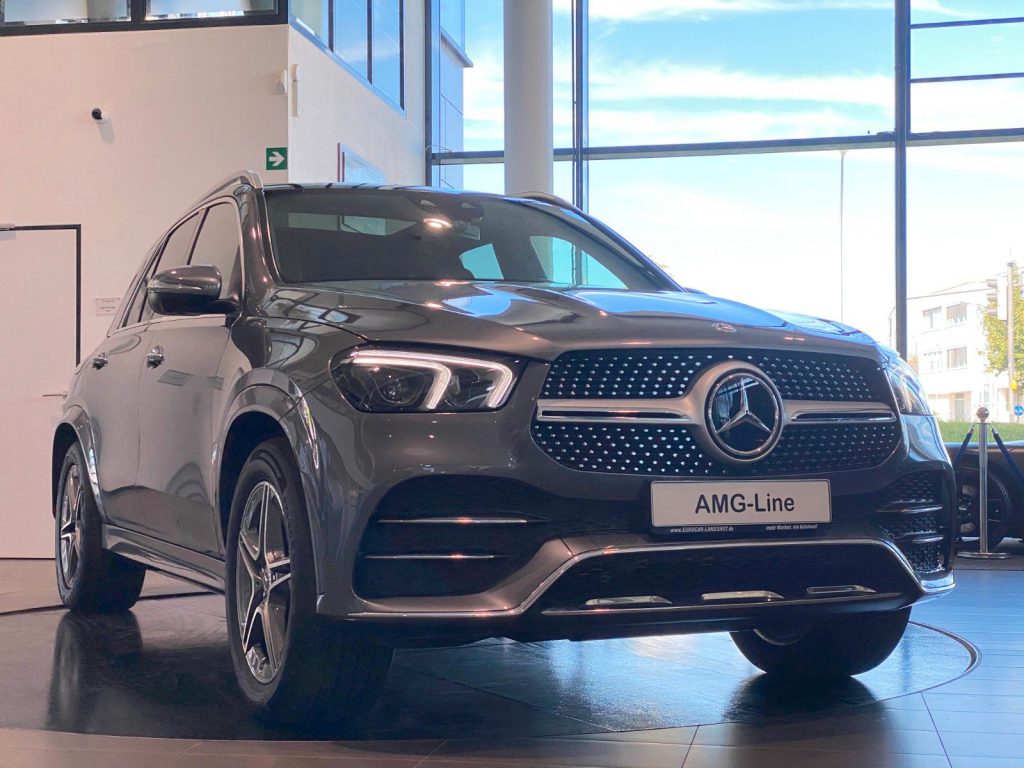Mercedes-Benz GLE 300d AMG Pano Sthz Burm. HUD DTR AHK 360° | EuroCar ...